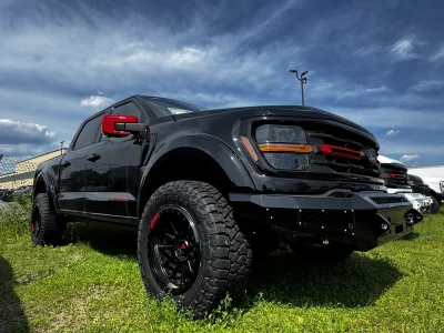 2025 F150 XLT 303A 5.0L Custom